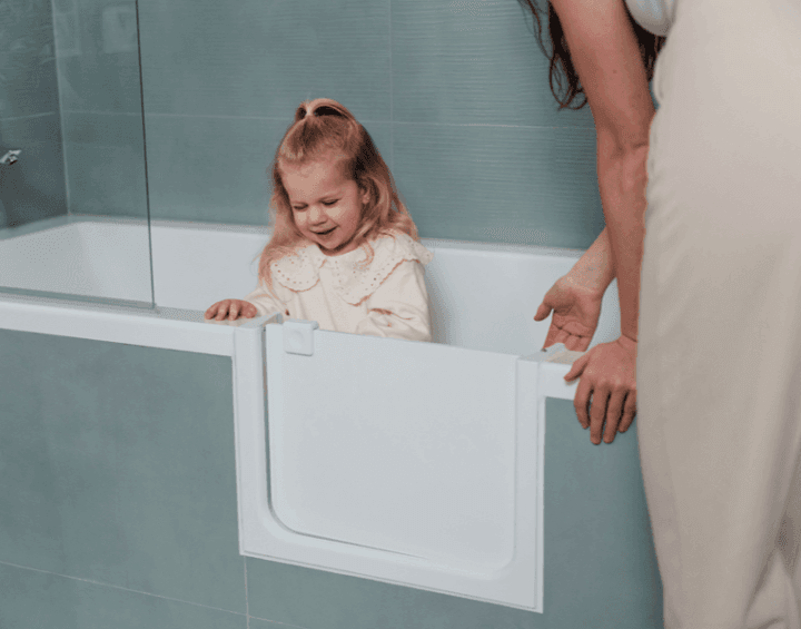 Dvířka k vaně, montáž dvířek do vany - UDOOR dvířka do vany